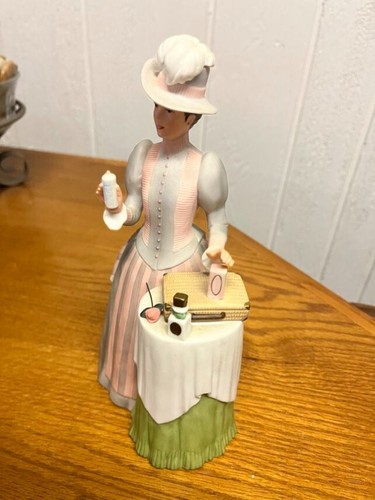 Vintage 1984 Presidents Club Award Mrs. Albee Bisque Porcelain Figurine ...