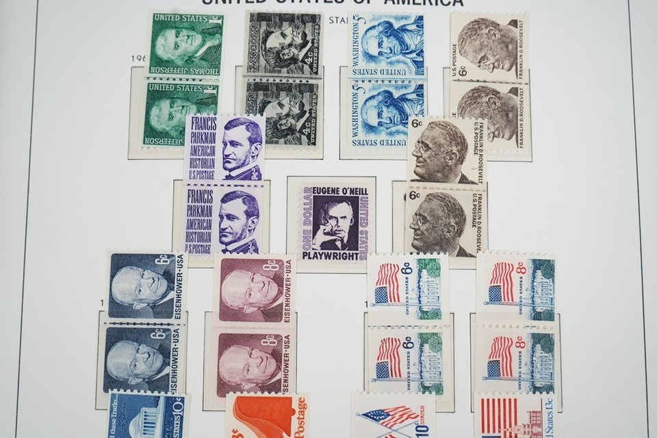US 1978-1997 COLLECTION OF 525+ MOSTLY MINT STAMPS IN DAVO ALBUM F.V ...