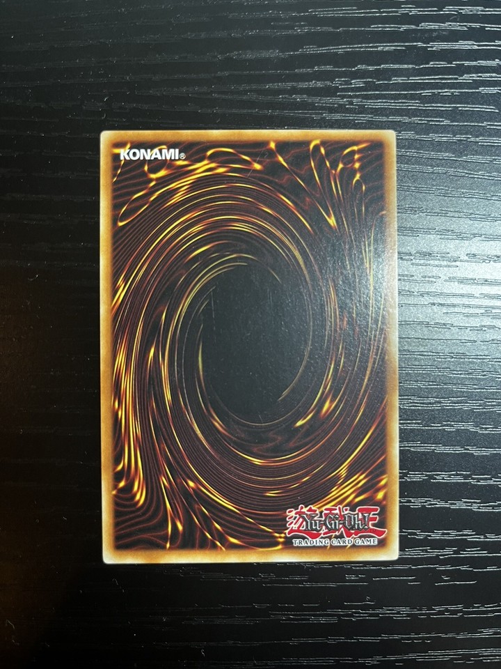 Yu-Gi-Oh! TCG Prohibition Legendary Collection 3: Yugi's World LCYW ...