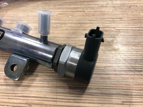 Fuel Rail Jeep Wrangler Liberty 2.8L CRD 11-18 New Mopar 68092292AA | eBay