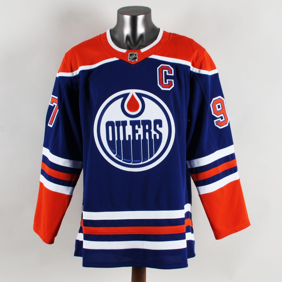 Connor McDavid Signed Jersey Oilers - COA UDA | eBay