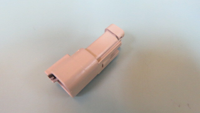 Deutsch DT04-2P-CE01 Qty of 35 per Lot Automotive Connectors 2P DT RECP ...