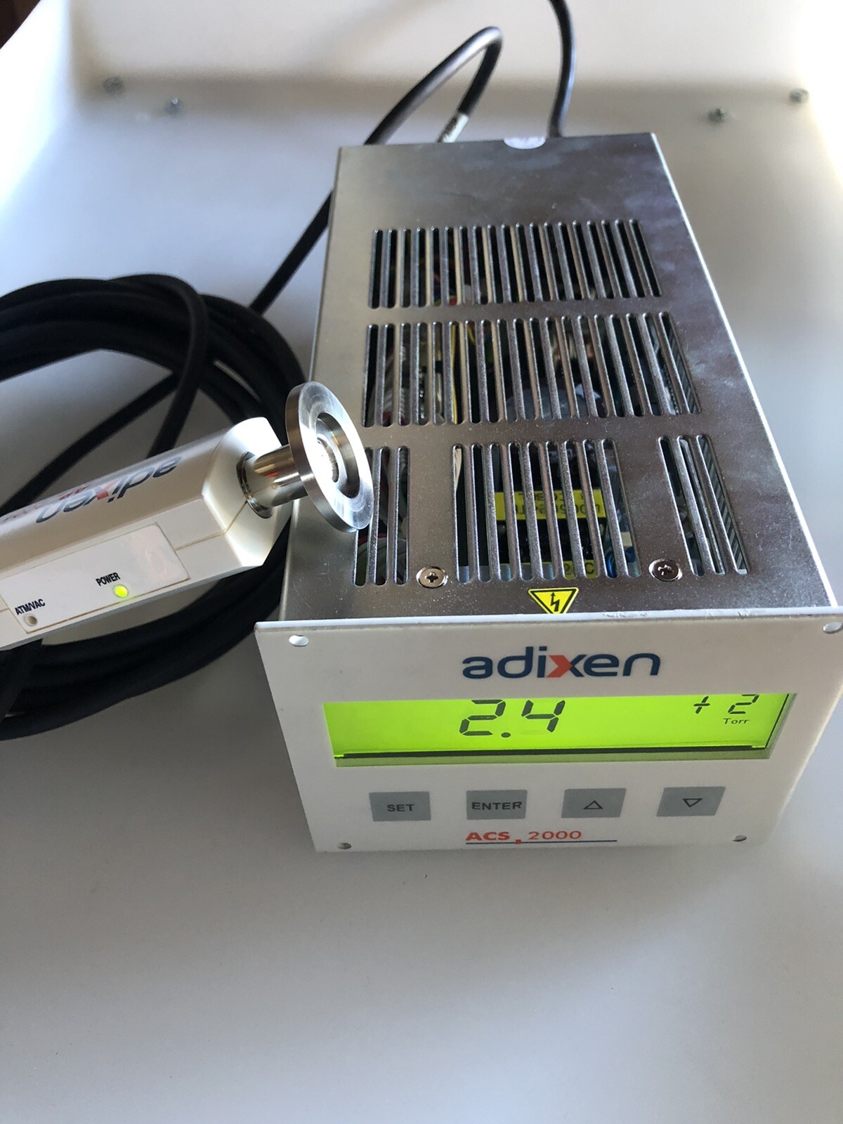 Adixen ACS 2000 Gauge Controller w/ AP2004 Pirani Gauge | eBay