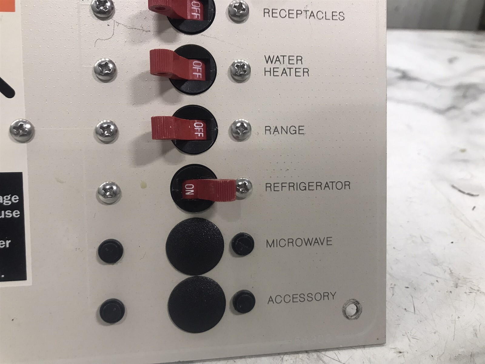 Bayliner Cierra Express 2252 Boat shore power control breaker switch ...