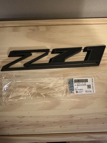 NEW OEM GM Gloss Black 2019-2023 Silverado Z71 Emblem Badge 84632695 ...