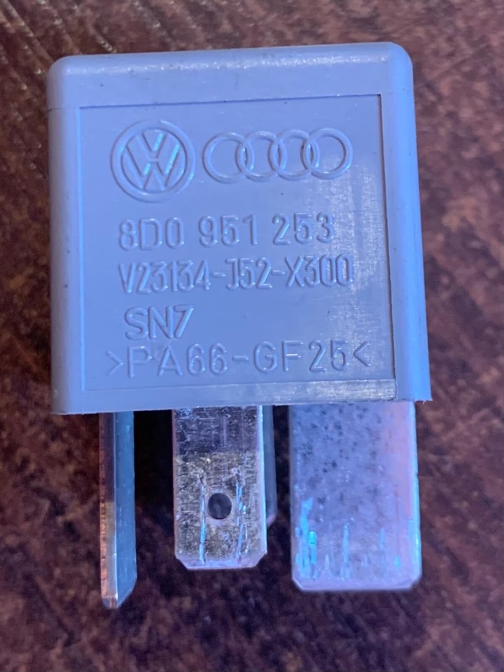 VW AUDI RELAY 373 12V GREY 4 PIN V23134B52X301 SN7 8D0951253 Genuine | eBay
