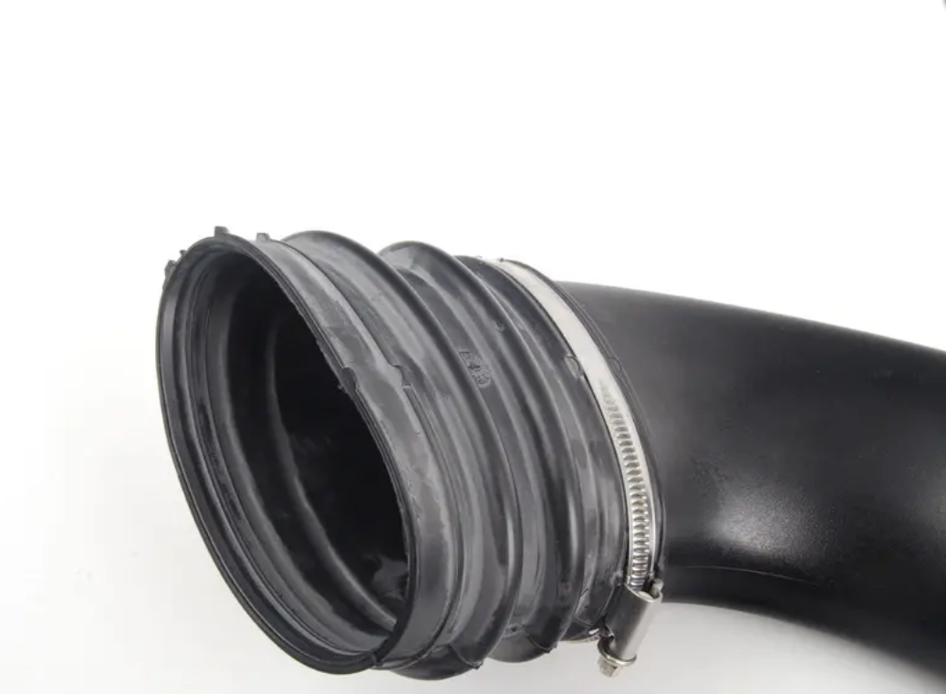 BMW 1 Coupe E82 Engine Air Intake Hose 13717599286 7599286 NEW GENUINE ...