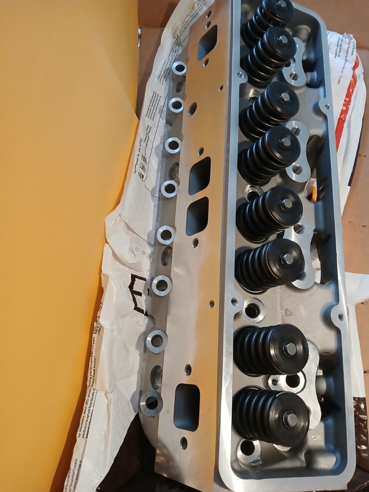 SBC Chevy Aluminum Cylinder 350 383 Heads straight plug 327 283 Pro ...
