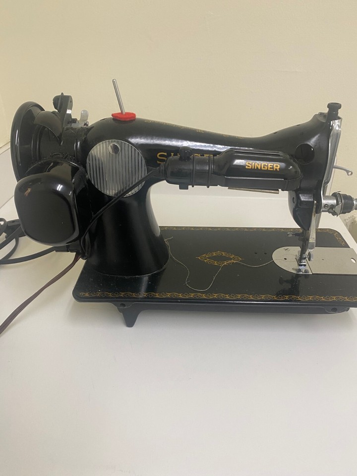 Vintage Antique Singer Sewing Machine | eBay