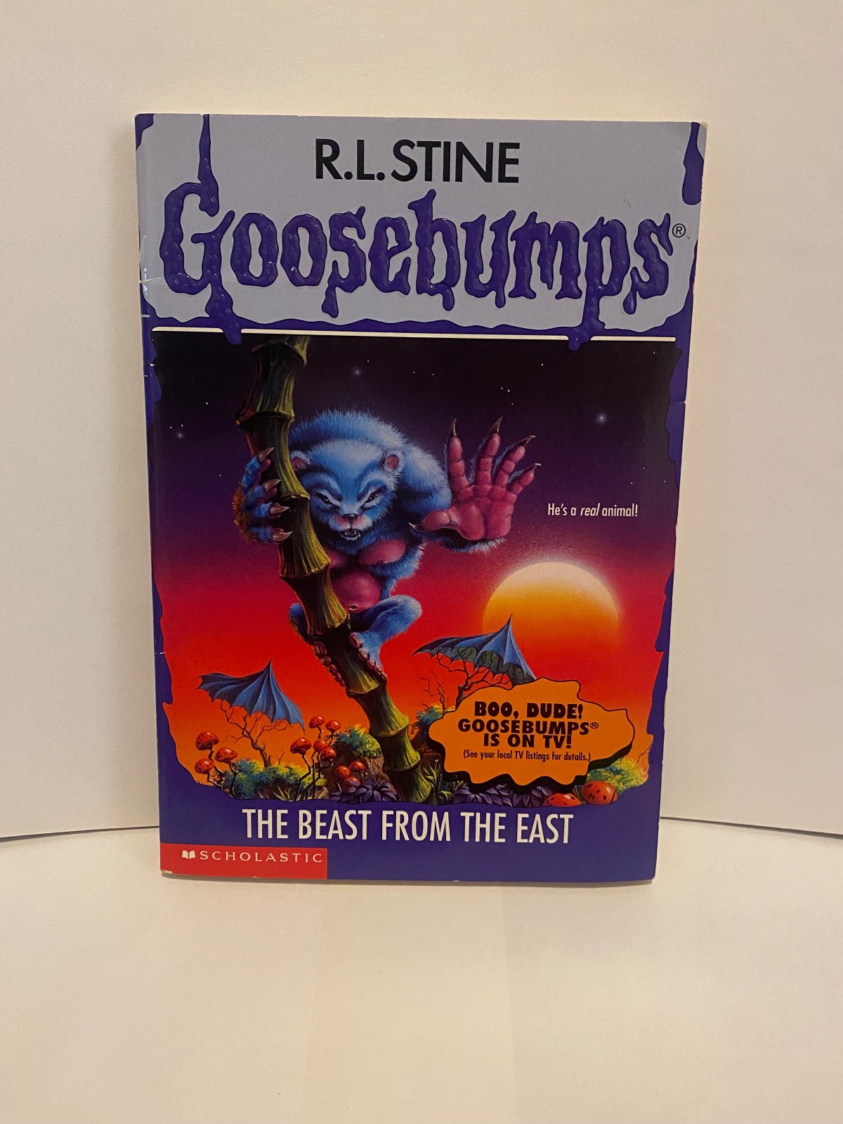 Goosebumps #43- Beast From The East by R.L. Stine- VERY GOOD ...
