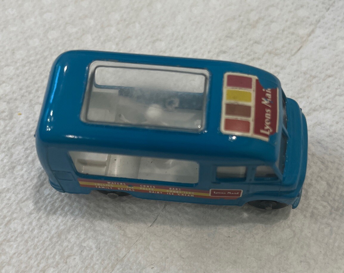 Vintage Diecast Matchbox Lesney No. 47 Commer Ice Cream Canteen Truck ...