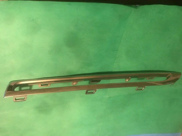 Genuine Mercedes-Benz Trim Molding 2538880185 OEM for sale online | eBay