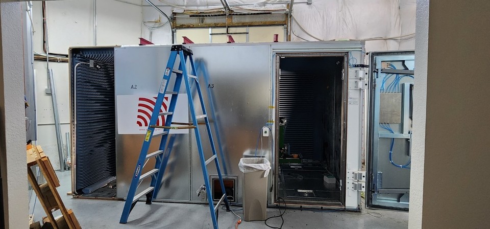 ETS-Lindgren AMS-5703 CATR Compact Antenna Test Range 5G Anechoic RF ...