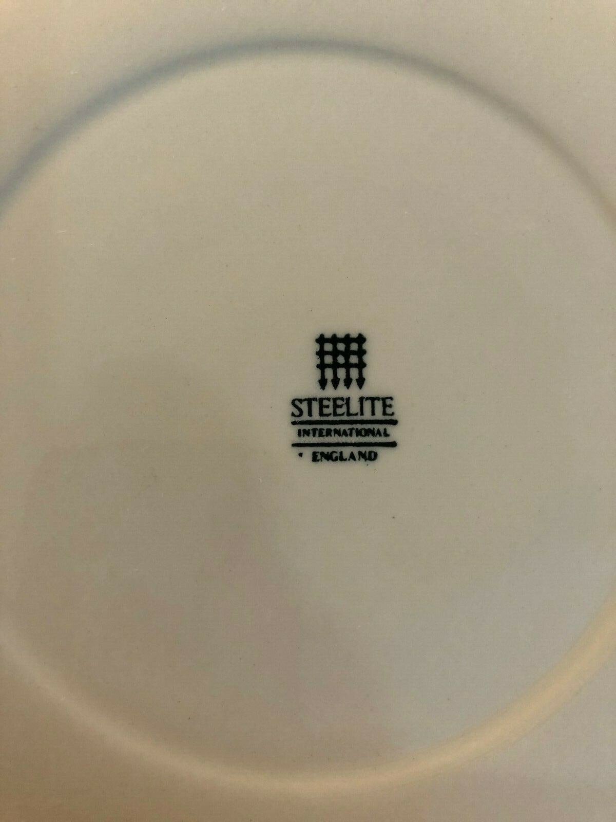STEELITE DISHES 8-3/4INCHES TAN WITH RED TRIM. MADE IN ENGLAND 9 IN SET ...