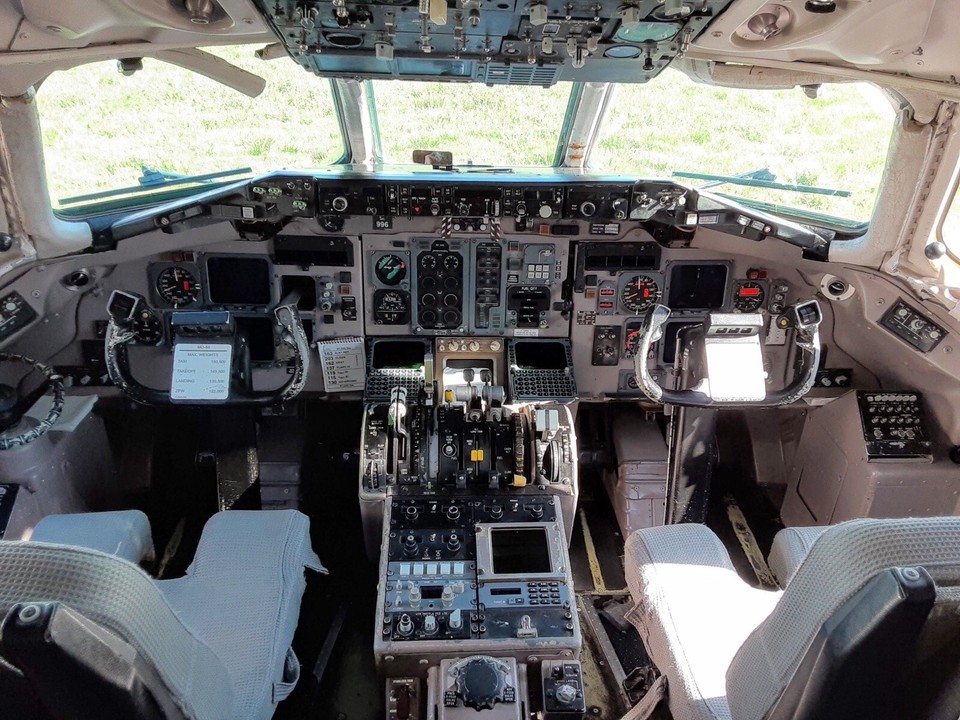 Original MD88 or MD90 aircraft cockpit/ Flight Deck | eBay