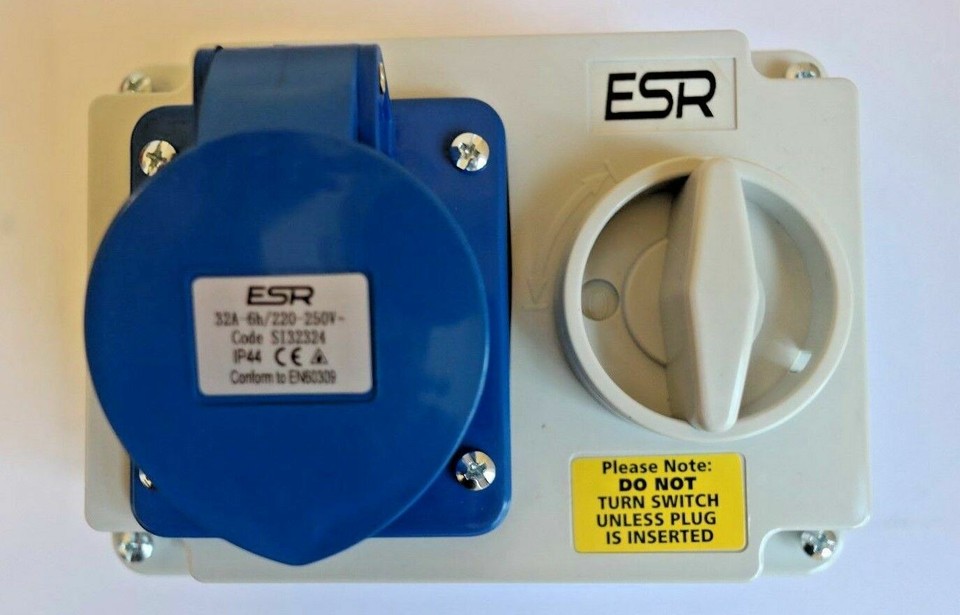 Interlocked switched socket Single phase 3pin 16A 32A 240v Blue Wall ...