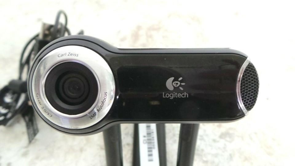 Logitech QuickCam Pro 9000 2.0 M Effective Pixels USB 2.0 WebCam for ...