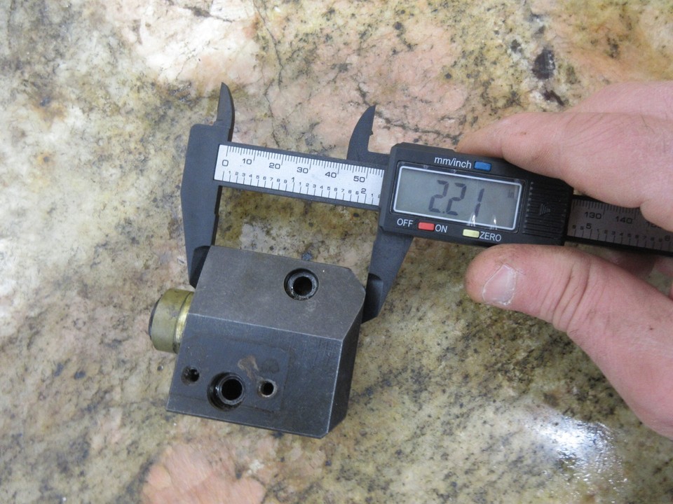 HYUNDAI HIT-8S CNC LATHE CNC LATHE TURRET TOOL ADJUSTMENT HOLDER ...
