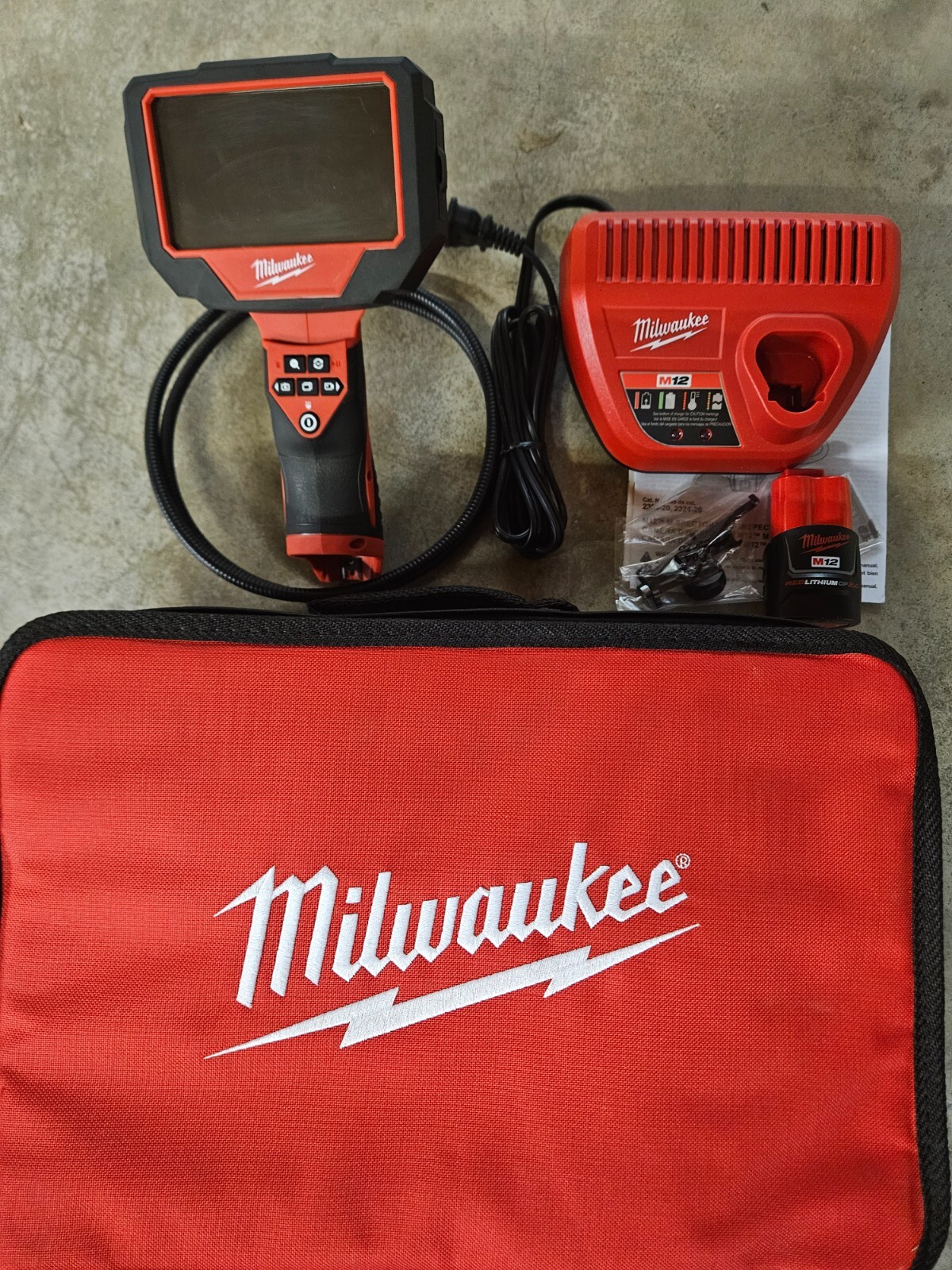 Milwaukee M12 M-Spector Cordless 360 4 ft Inspection Camera Kit 2323-21 ...