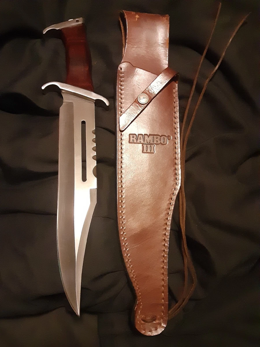 Rambo 3 Kniv WHO "Noticed" That The Guard On The "Rambo III" Knife Is