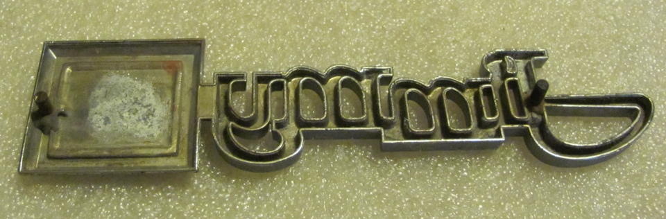 1975 - 1980 GMC JIMMY TRUCK FENDER BADGE EMBLEM GENUINE FACTORY ...