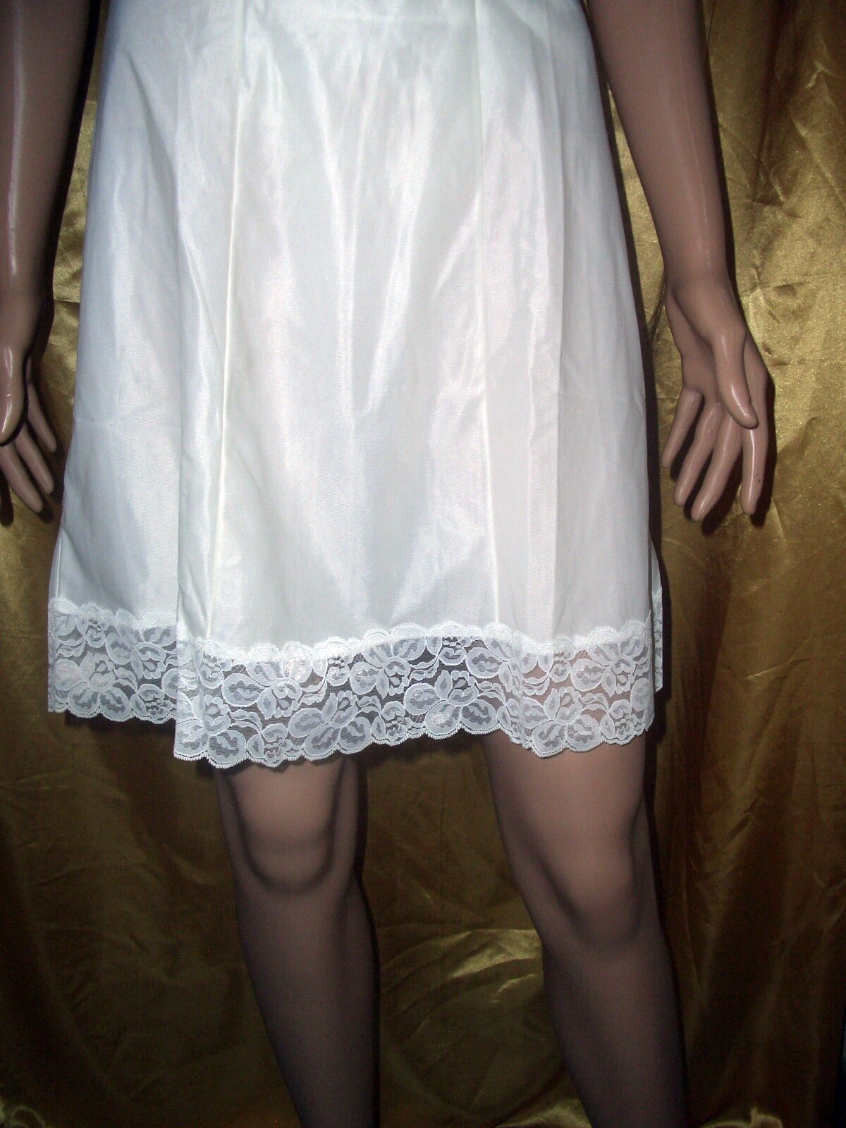 Bezauberndes Vintage Charmor Nylon Spitzen Unterkleid 40 Pin Up ...