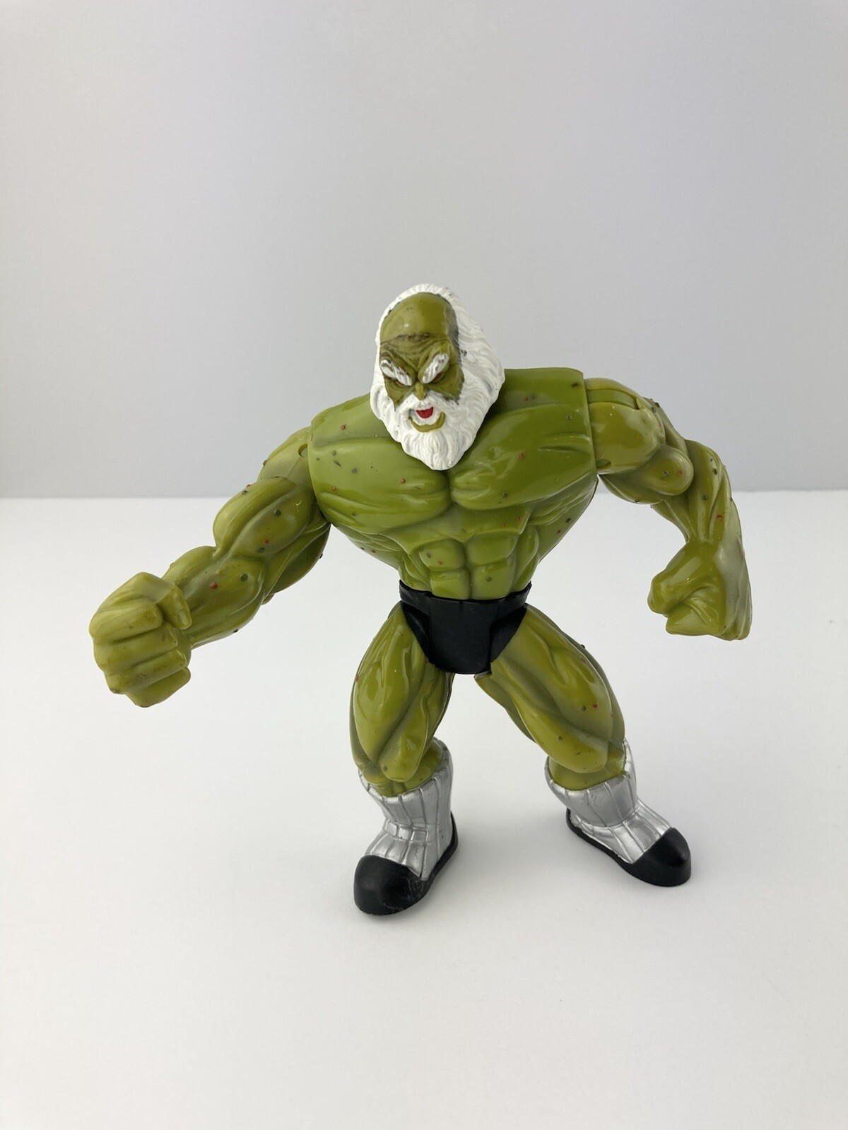 Maestro Hulk Figure