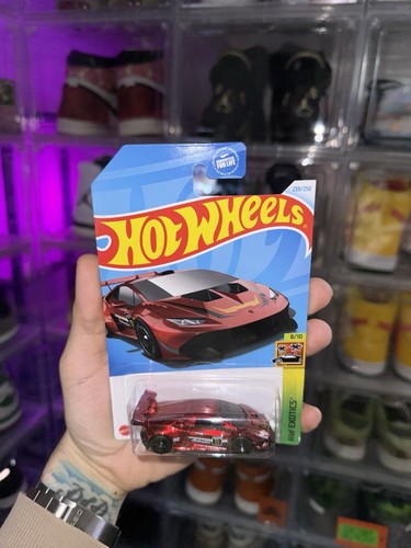 Hot Wheels STH Lamborghini Huracán LP 620-2 Super Trofeo Super Treasure ...