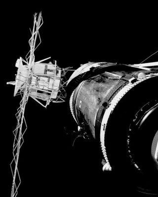 SKYLAB SEEN FROM SKYLAB 2 COMMAND MODULE 8x10 GLOSSY PHOTO PRINT | eBay