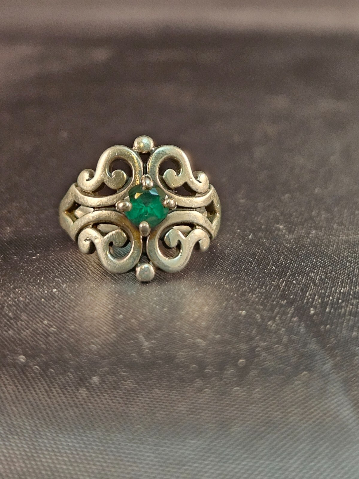 James Avery Spanish Lace Emerald Ring Size 5.5 - Gem