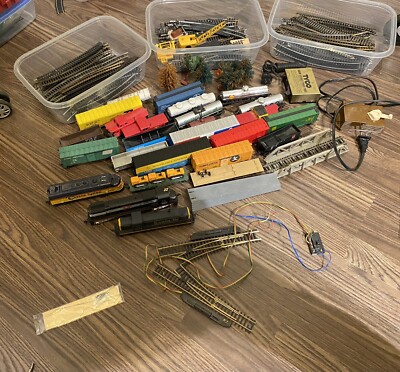model trains HO scale lot, Locomotives, rolling stock, scenery, track ...