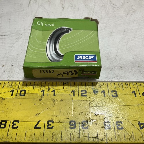SKF 13562 RADIAL SHAFT OIL SEALS LOT OF 7 RM6 | eBay