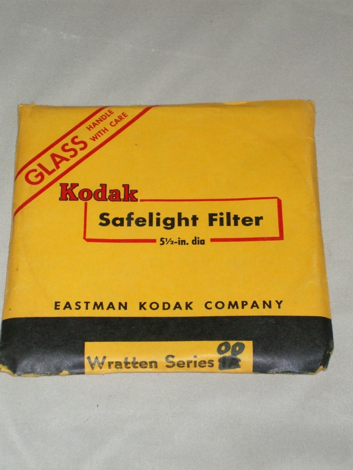 Kodak Darkroom Safelight Photo Processing Light Filter 00 5 & 1/2" | eBay