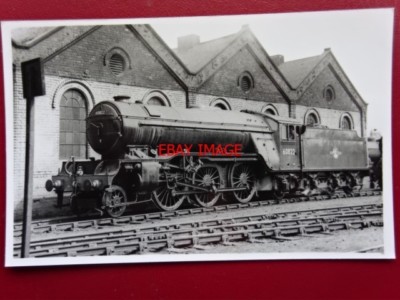 PHOTO LNER CLASS V2 LOCO NO 60822 AT HAYMARKET | eBay