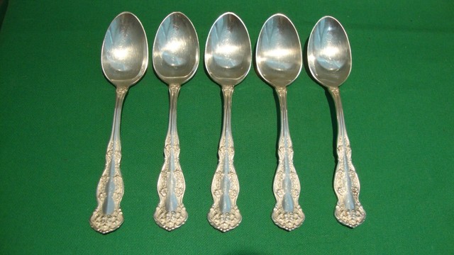 William WM Rogers & Sons AA Silverplate Floral Pattern Flatware Lot of ...