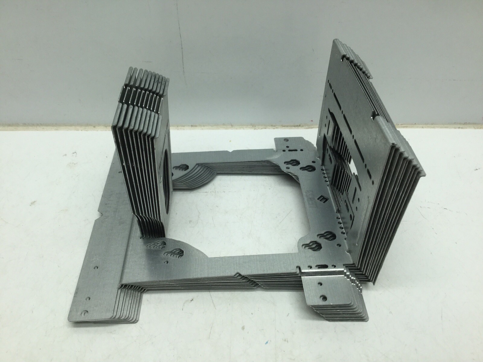 ERICO CADDY TEB23 Universal Electrical Box Bracket 2 1/2” or 3 5/8” Stud | eBay