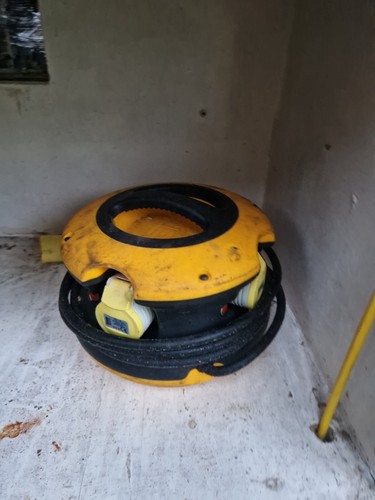 Defender 110v Spider Ball 4-way Splitter Box 16A Extension Cable | eBay UK