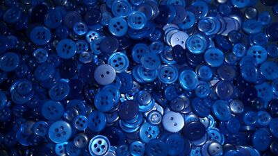 BLUE MIXED BUTTONS ARTS CRAFTS CARD MAKING SCRAPBOOKING SEWING ROUND ...