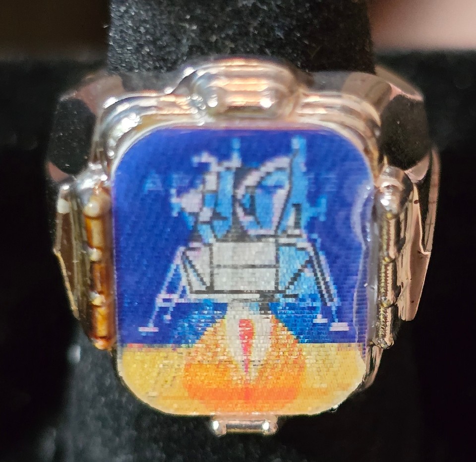 1960s Apollo 11 Vari-Vue Flicker Ring "Apollo 12" Module to Module ...