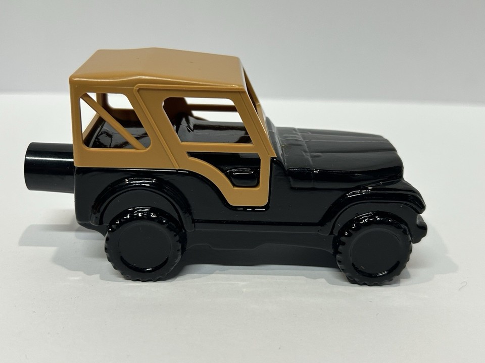 JEEP RENEGADE ! Avon Cologne Mens Full Bottle Vintage Jeep Decals Never ...