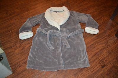 K0- Covington Gray Robe Size Small | eBay