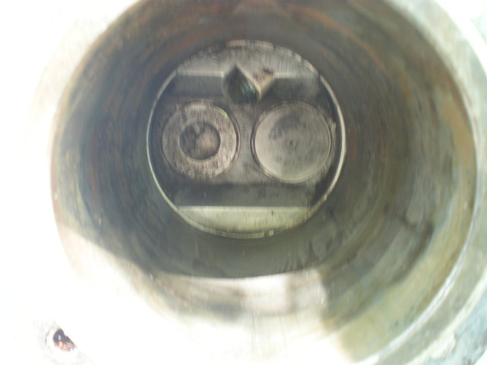 CUSHMAN TRUCKSTER HAULSTER LEFT SIDE DRIVER SIDE 22HP OMC CYLINDER JUG ...