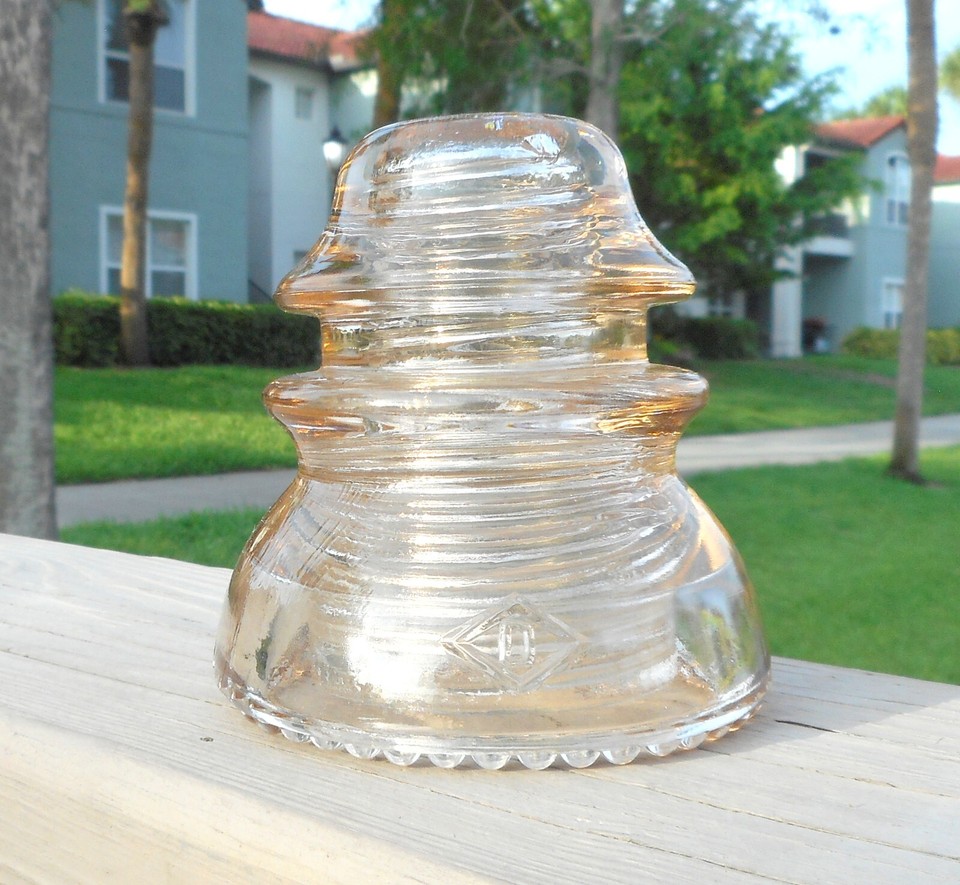 NICE LIGHT PEACH CD 154 DIAMOND CANADIAN GLASS INSULATOR | eBay