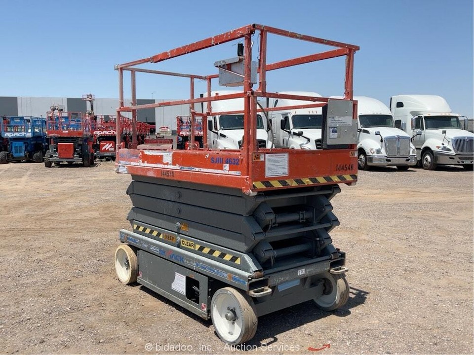 2014 Skyjack SJIII-4632 32' Electric Scissor Lift Man Aerial Platform ...