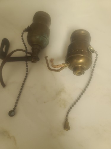 2 ANTIQUE VINTAGE LEVITON & MONO WATT PULL CHAIN LAMP SOCKETS | eBay