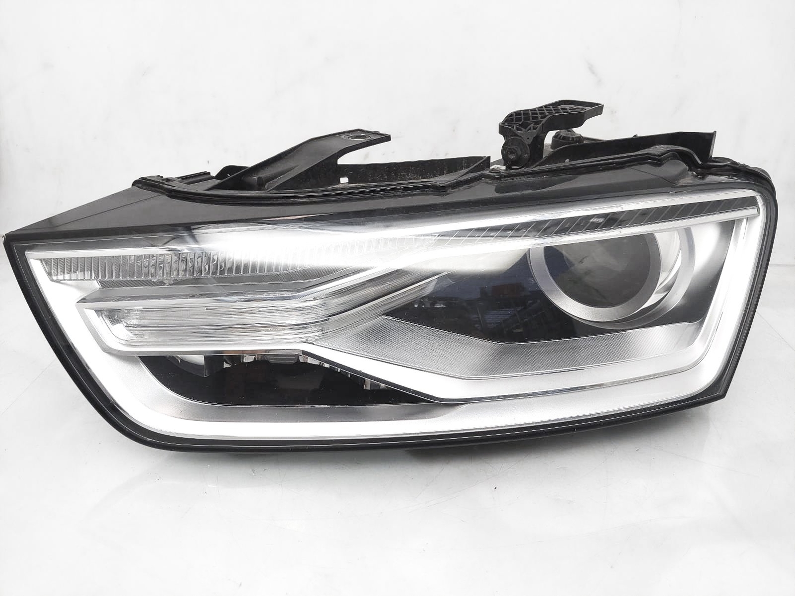 Audi Q3 16-18 Driver Headlight Head Lamp Light 8U0-941-043-E | eBay