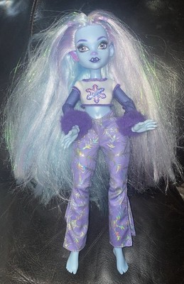 2023 Monster High G3 Abbey Bominable Yeti Fashion Doll NO SHOES OR ...