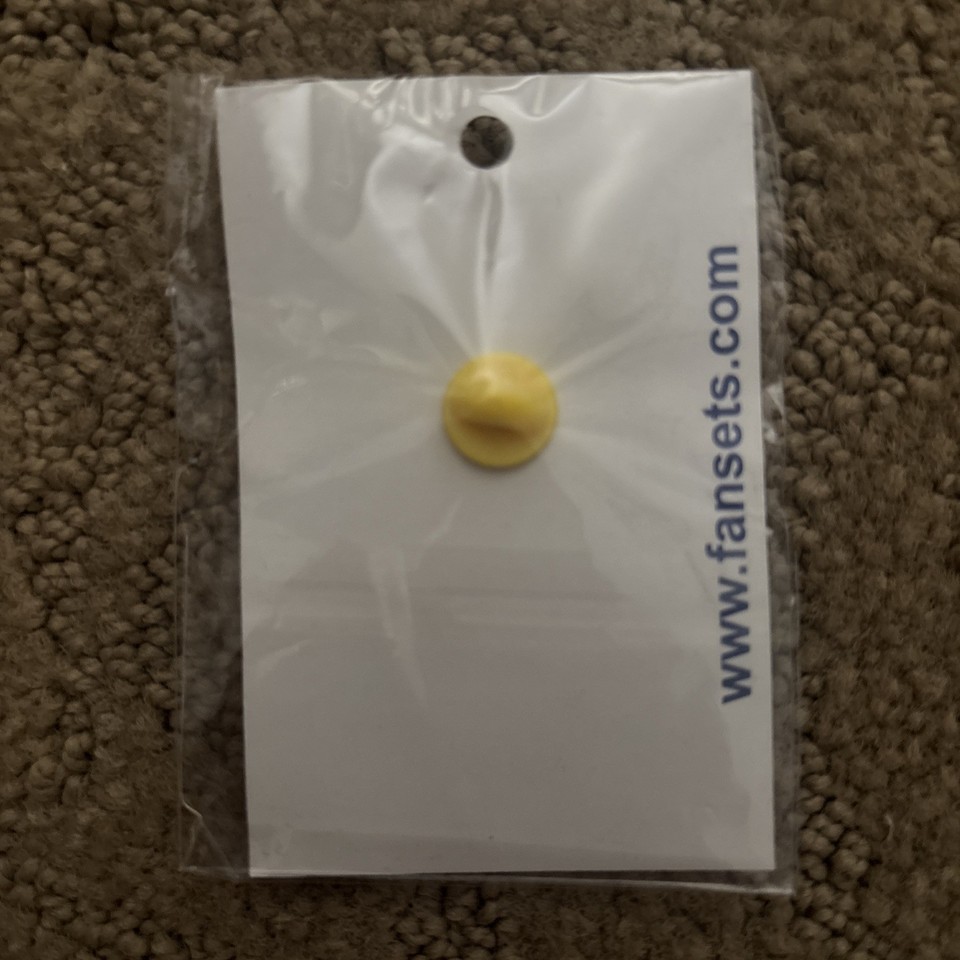 SDCC 2018 Exclusive DC Comics WB Bag Pin Superman / Clark Kent ...