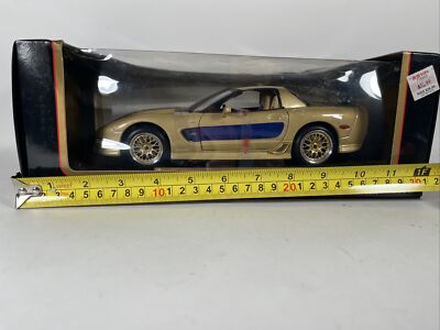Maisto 1:18 Scale 2003 Guldstrand Signature Edition Corvette DieCast ...