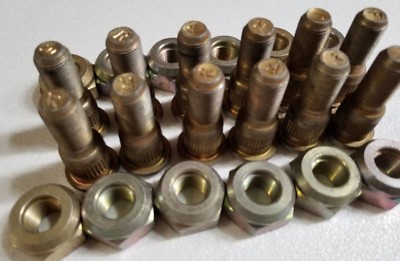 M35A2 2.5 TON 12 RH LUG NUT AND STUD KIT M35 M109 MILITARY TRUCK M35A3 ...